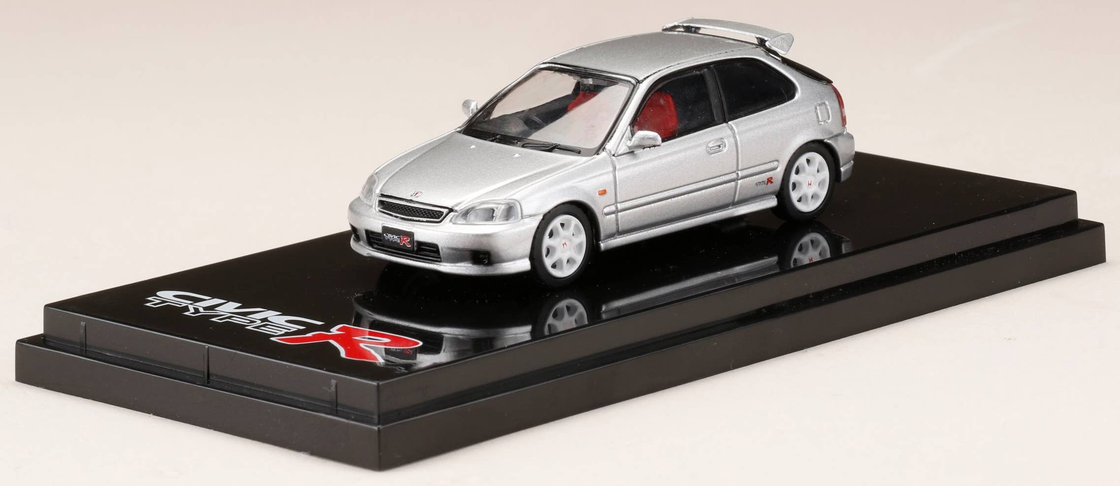 Honda Civic Type R (EK9) Vogue Silver Metallic | HLJ.com