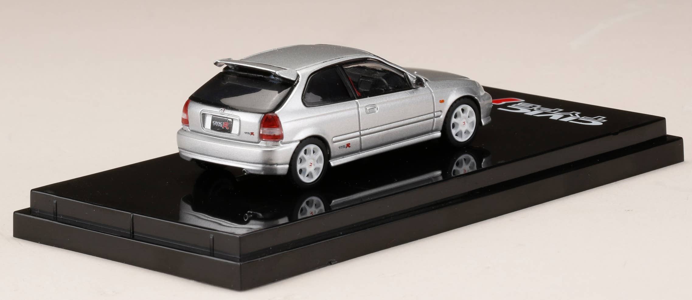 Honda Civic Type R (EK9) Vogue Silver Metallic | HLJ.com