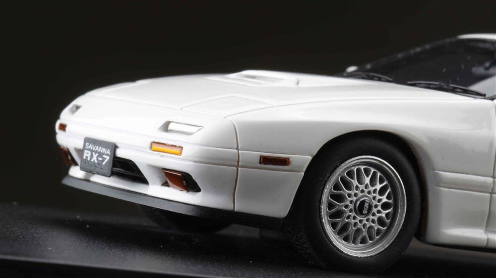 Mazda RX-7 (FC3S) Infini Crystal White | HLJ.com