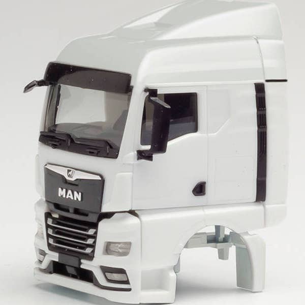 MAN TGX GM Cab with Wind Deflectors & Chassis 2pcs | HLJ.com