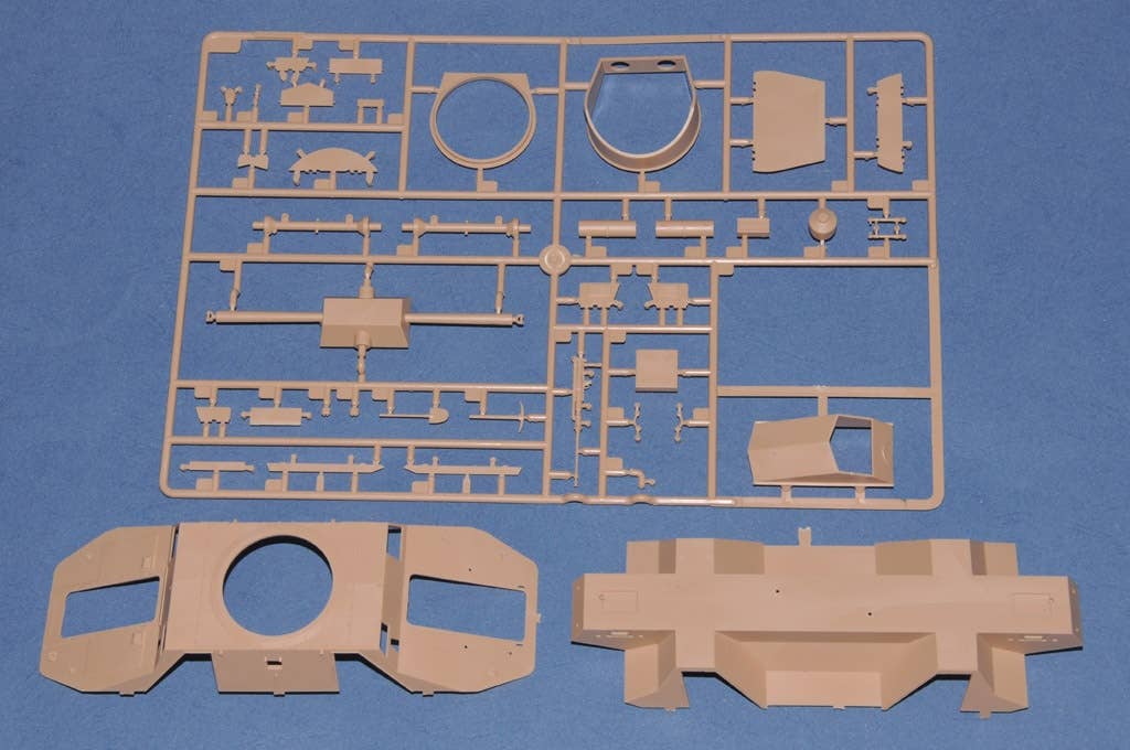 M35 Mittlere Panzerwagen (ADGZ-Daimler) | HLJ.com