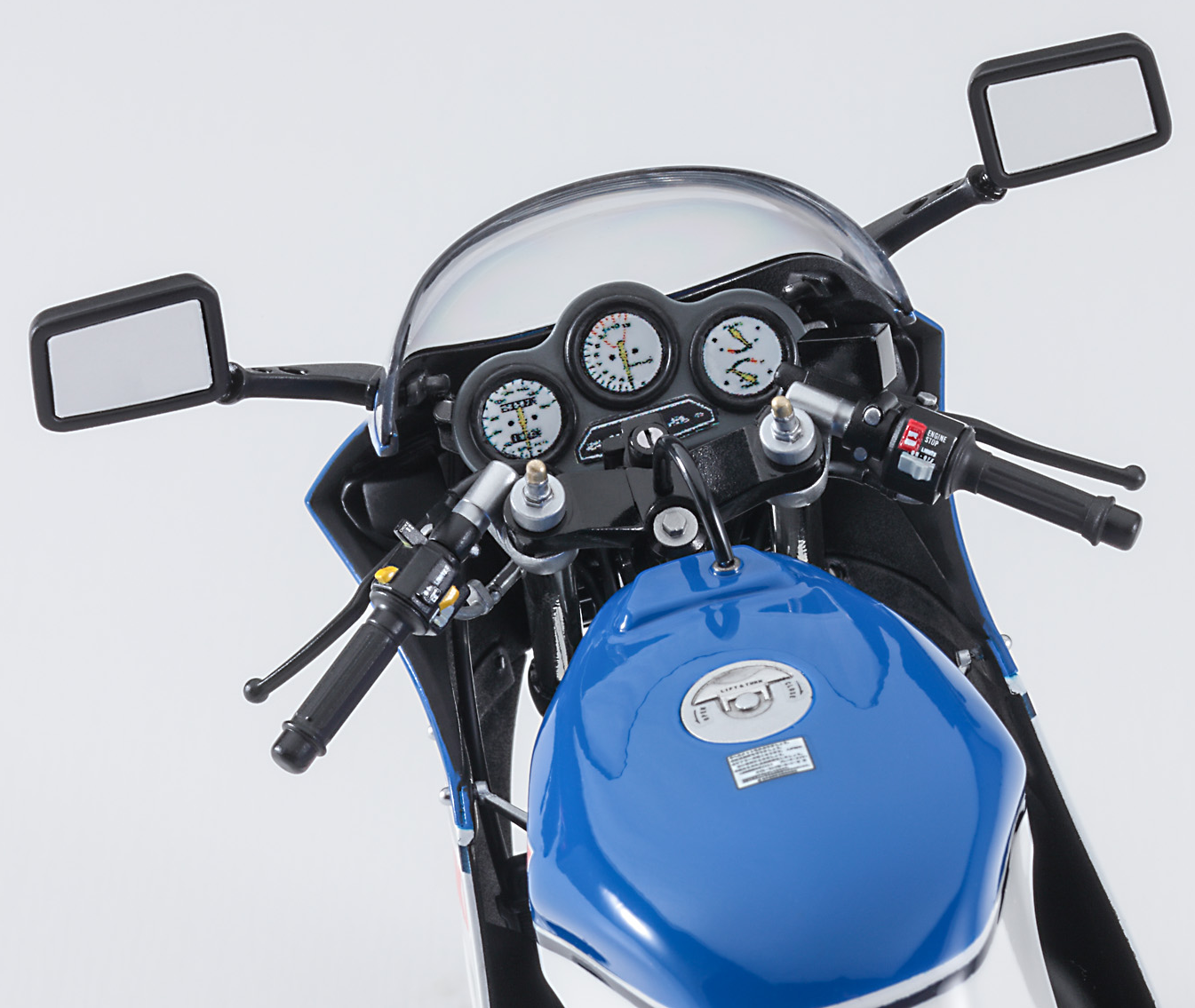 Suzuki RG400 Gamma Early Production Type | HLJ.com