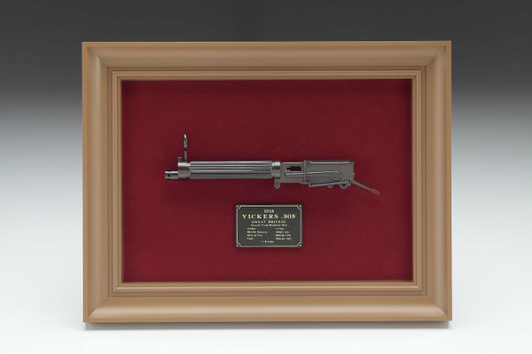 Vickers 7.7mm Machinegun 1915 | HLJ.com