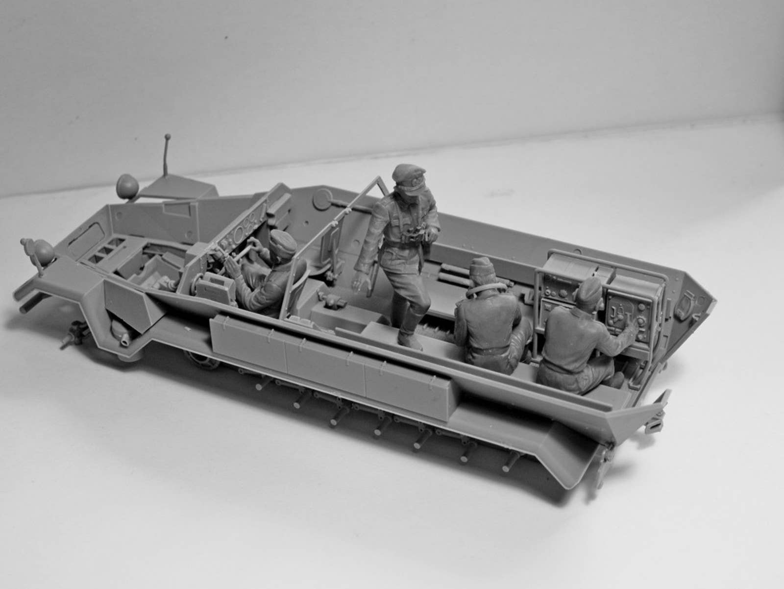 German Command Vehicle Crew (1939-1942) (4 figures) | HLJ.com