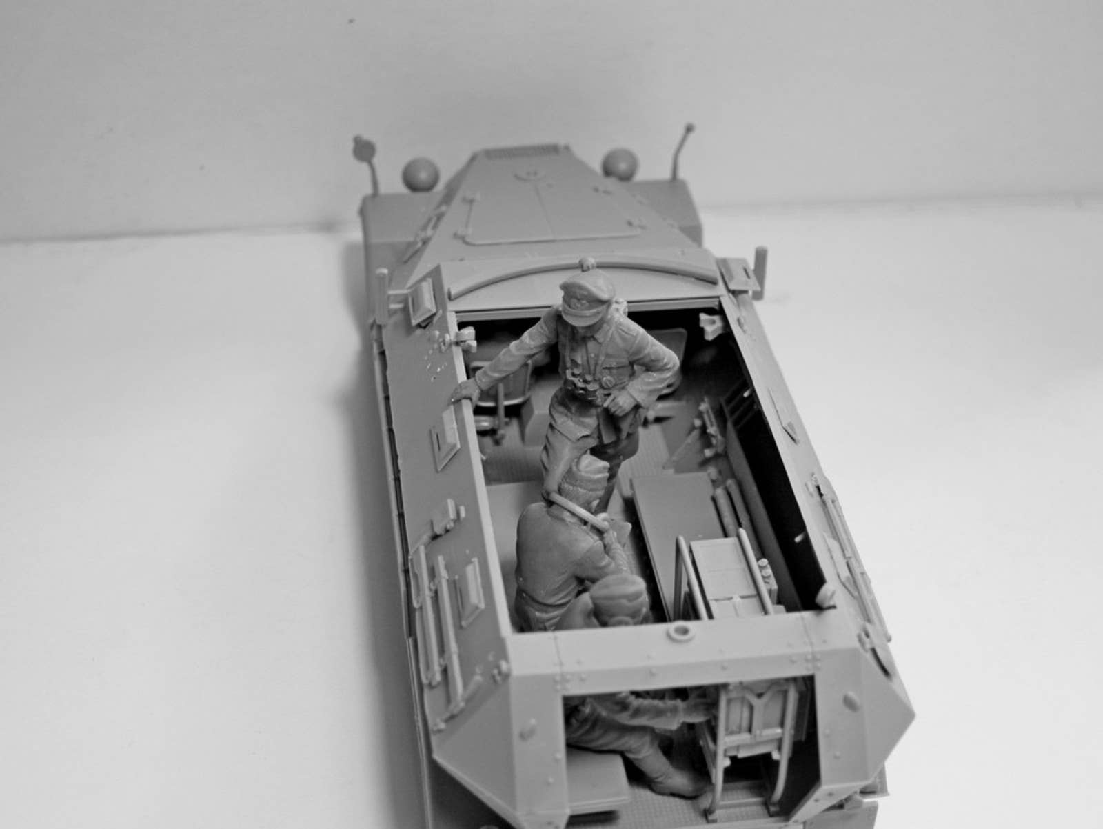 German Command Vehicle Crew (1939-1942) (4 figures) | HLJ.com