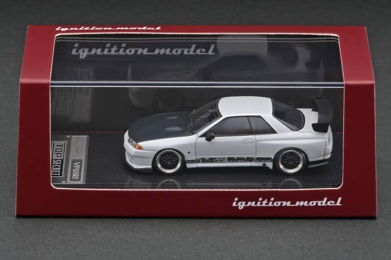 TOP SECRET GT-R (VR32) Matte Pearl White | HLJ.com