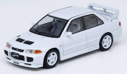 White Lancer Evo