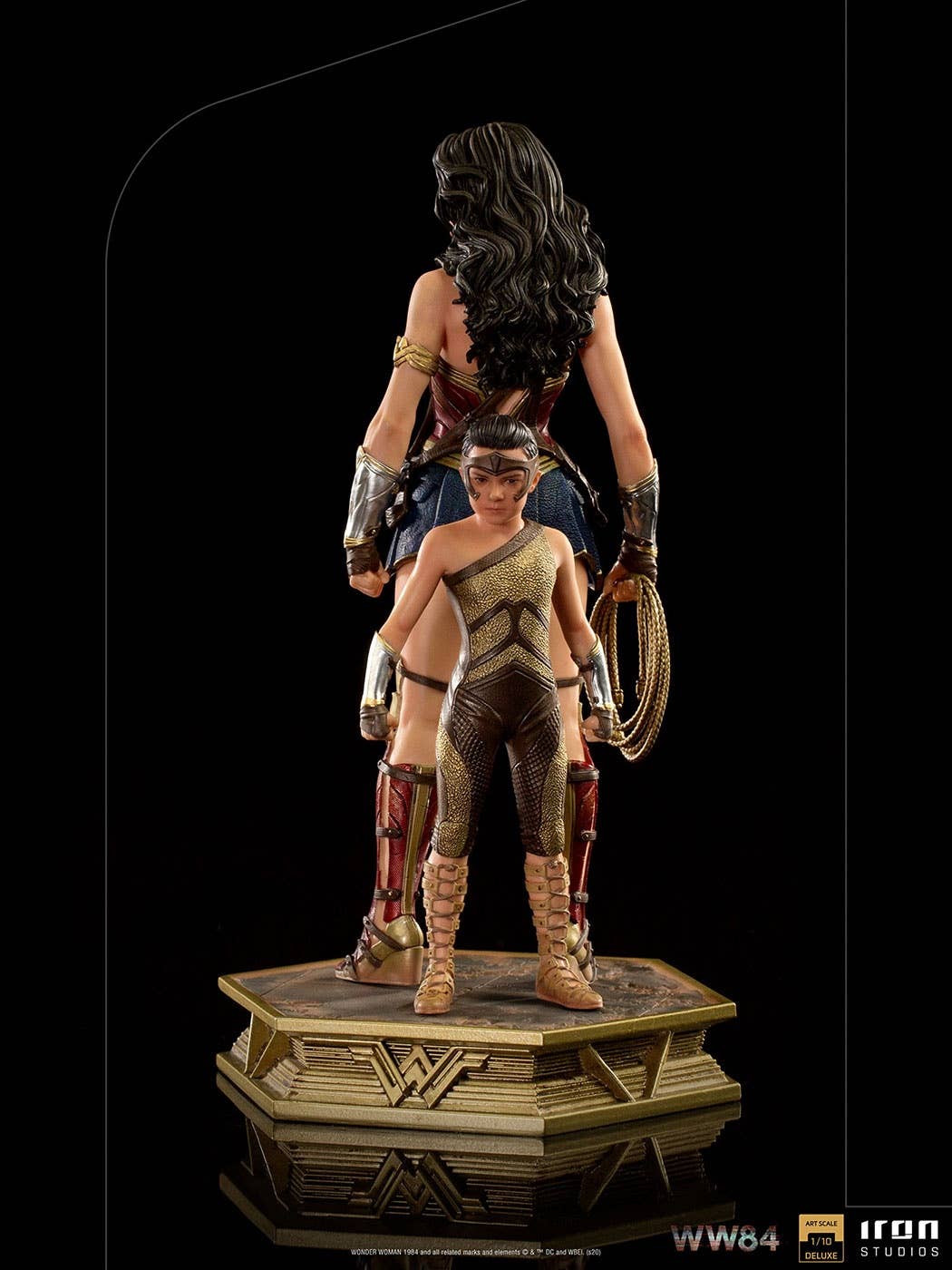 DC - Iron Studios Statue: Deluxe Art Scale - Wonder Woman & Young Diana ...