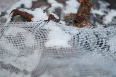 White Camouflage Netting (55 x 55cm) | HLJ.com