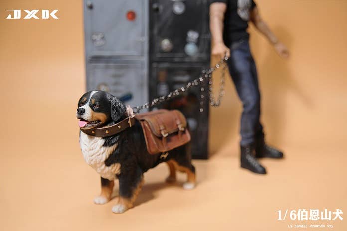 JXK-144 Bernese Mountain Dog | HLJ.com