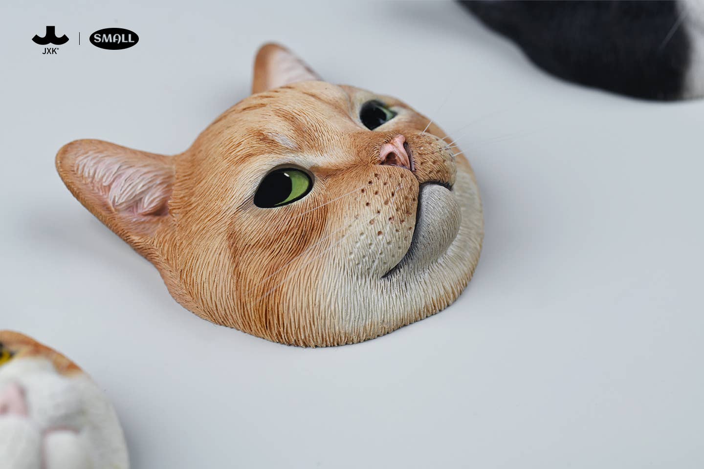 JXK Small Cat Head Magnet D | HLJ.com