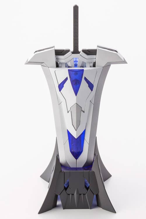 Heavy Weapon Unit 25 Knight Master Sword (Reissue) | HLJ.com