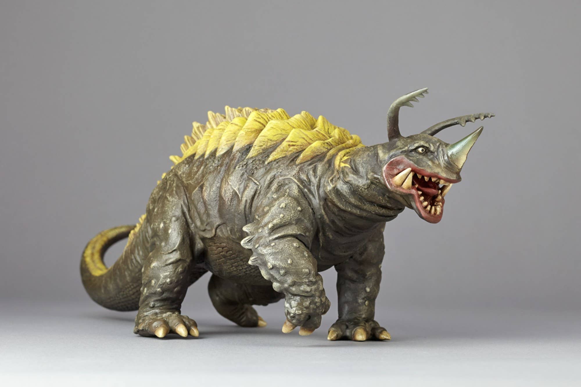 Sci-Fi Monster Soft Vinyl Kit Neronga | HLJ.com