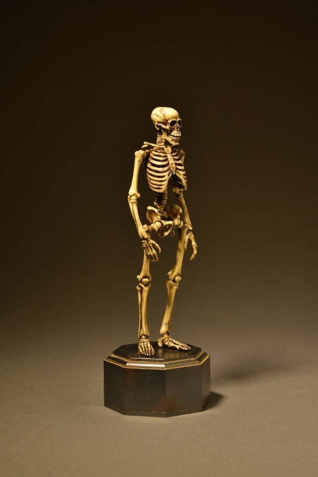 KT Project Takeya Style Jizai Okimono: Skeleton Color Ver. | HLJ.com