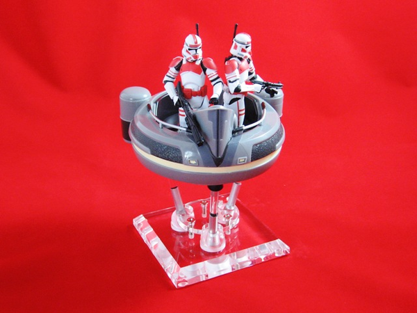 Adjustable FlightPose 2.5-Inch Display Stand | HLJ.com