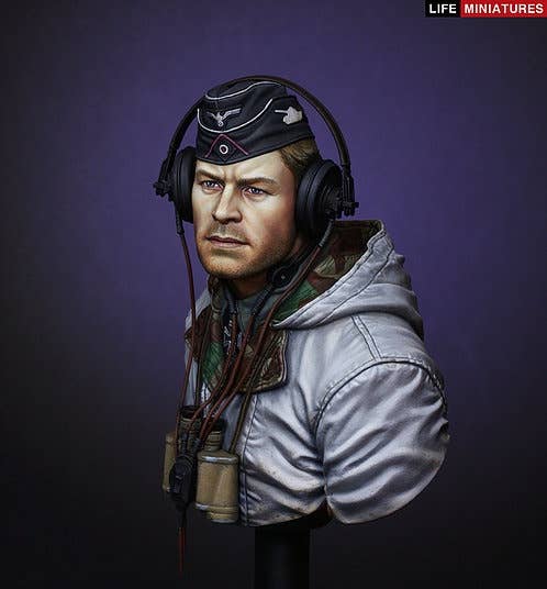 WW2 German King Tiger Commander, s.Pz.Abt.503, Hungary 1944 | HLJ.com