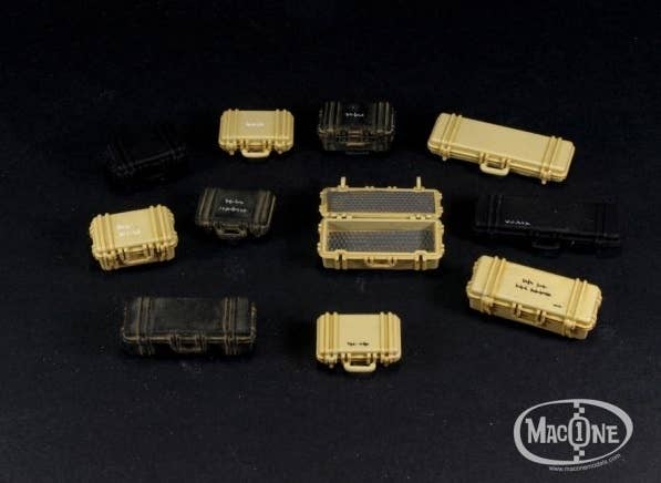 Military Carying Case Sets (11pcs) | HLJ.com