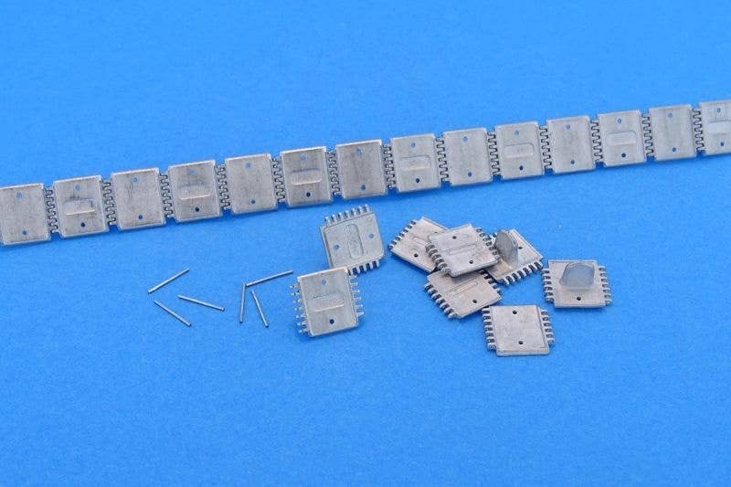 BT-2, BT-5 Tracks | HLJ.com