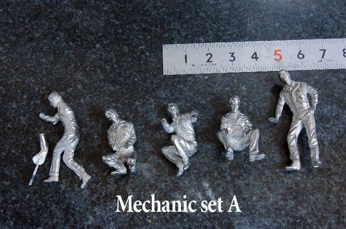 Mechanic Figure Set A | HLJ.com