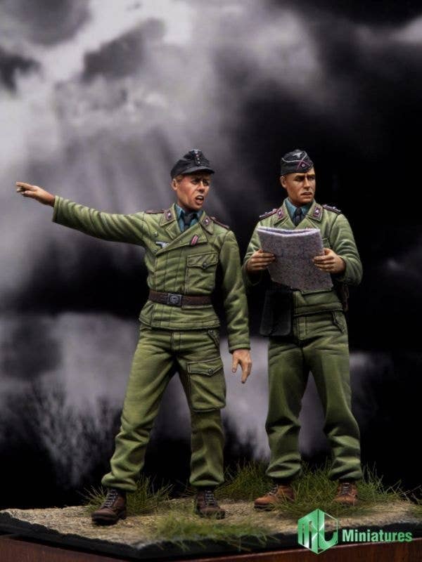 WW2 German Panzer Crew Set (2 Figures, 4 Heads) | HLJ.com