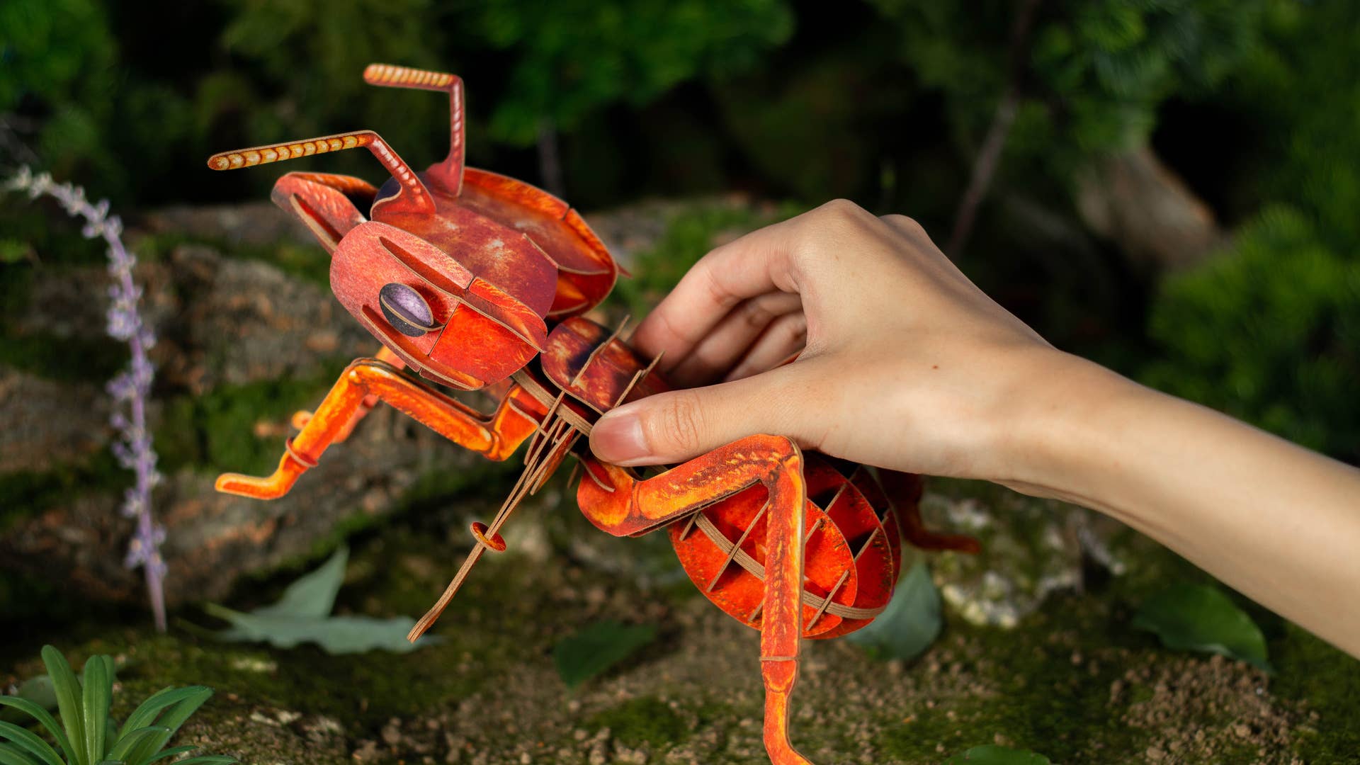 3D Kraft Paper Puzzle Leafcutter Ant | HLJ.com