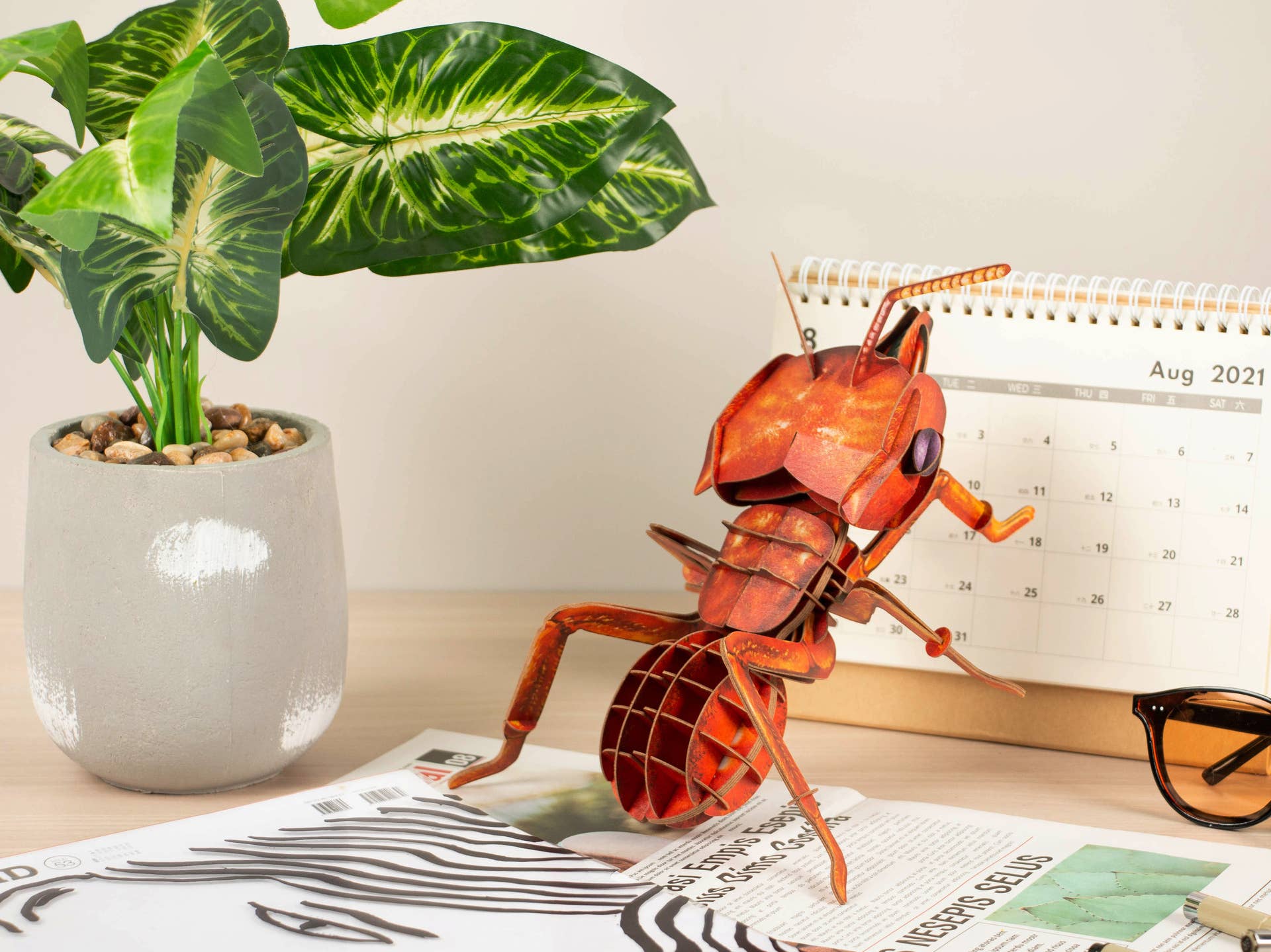 3D Kraft Paper Puzzle Leafcutter Ant | HLJ.com