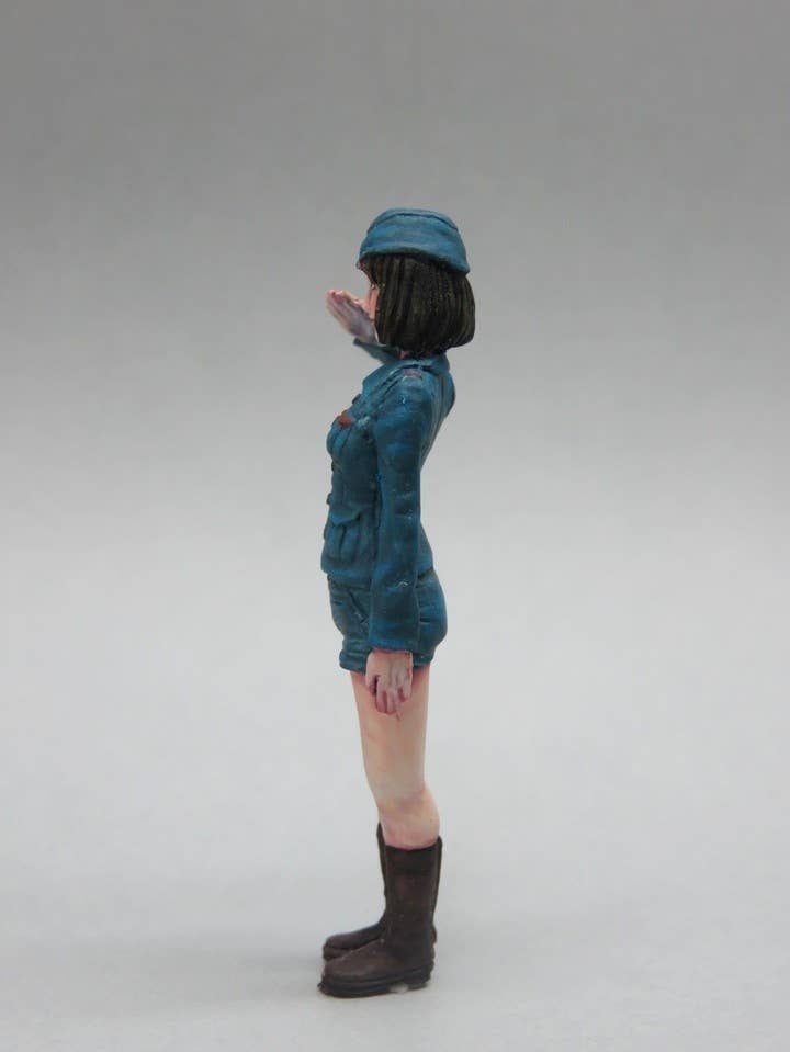 Salute Girl | HLJ.com