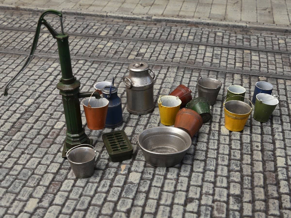 Water Pump Set | HLJ.com