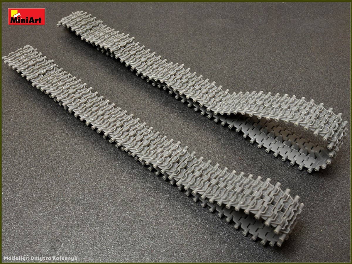 T-55/T-62/T-72 RMSh Workable Track Links Set. Late Type | HLJ.com