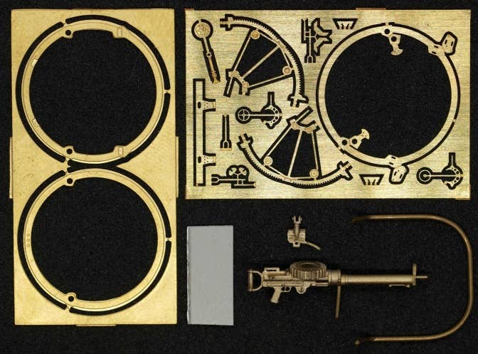 Lewis Mk II single machine gun on the Scarff ring (UK) | HLJ.com