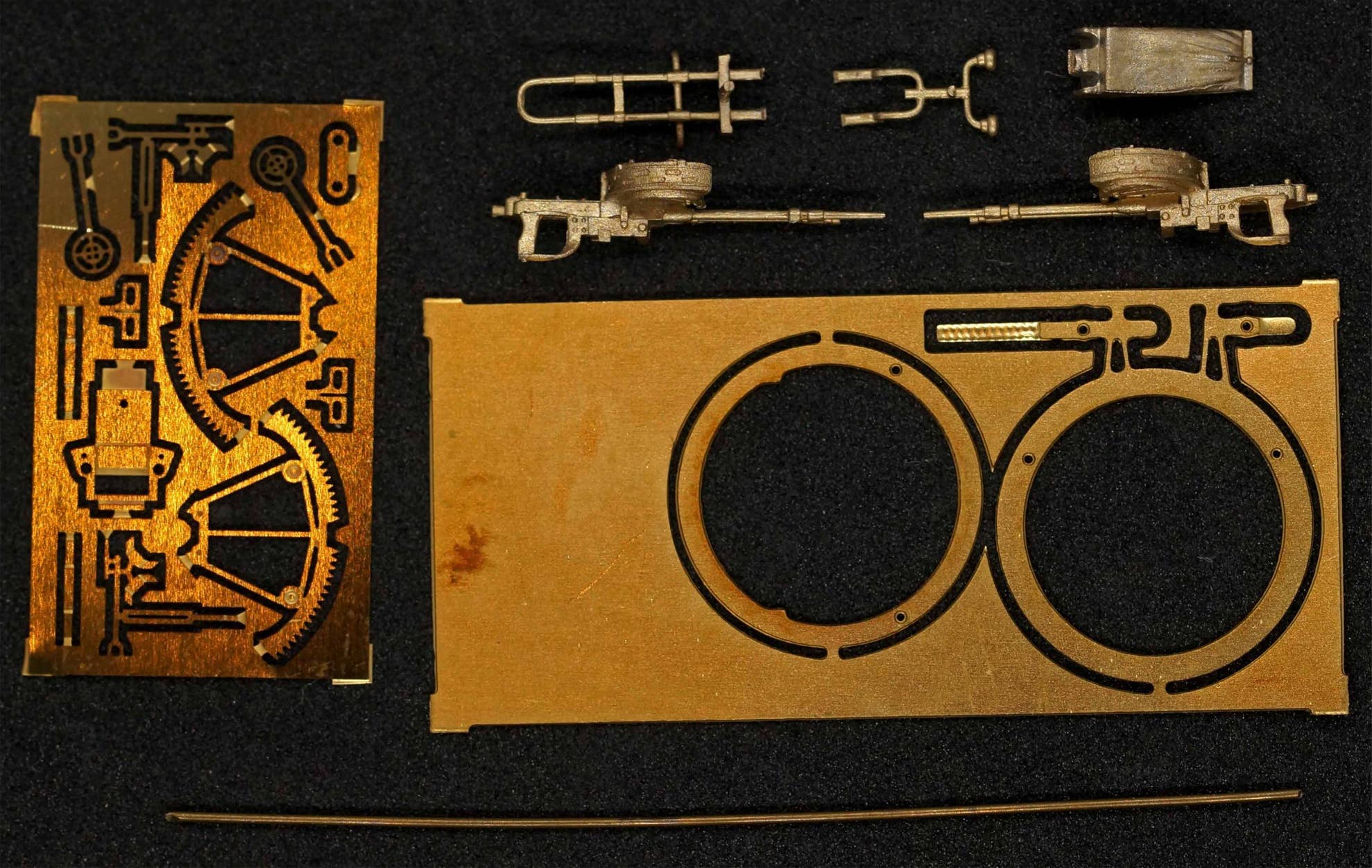 Type 89 dual flexible 7.7mm machine gun on the Scarff ring | HLJ.com