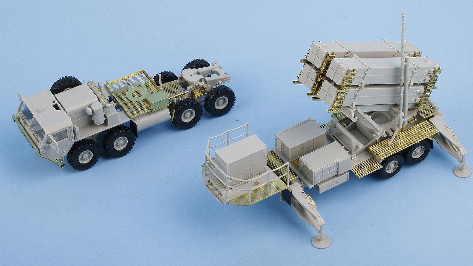 M983 HEMTT & M901 Launching Station Of MIM-104F (PAC-3) Detail-up Set ...