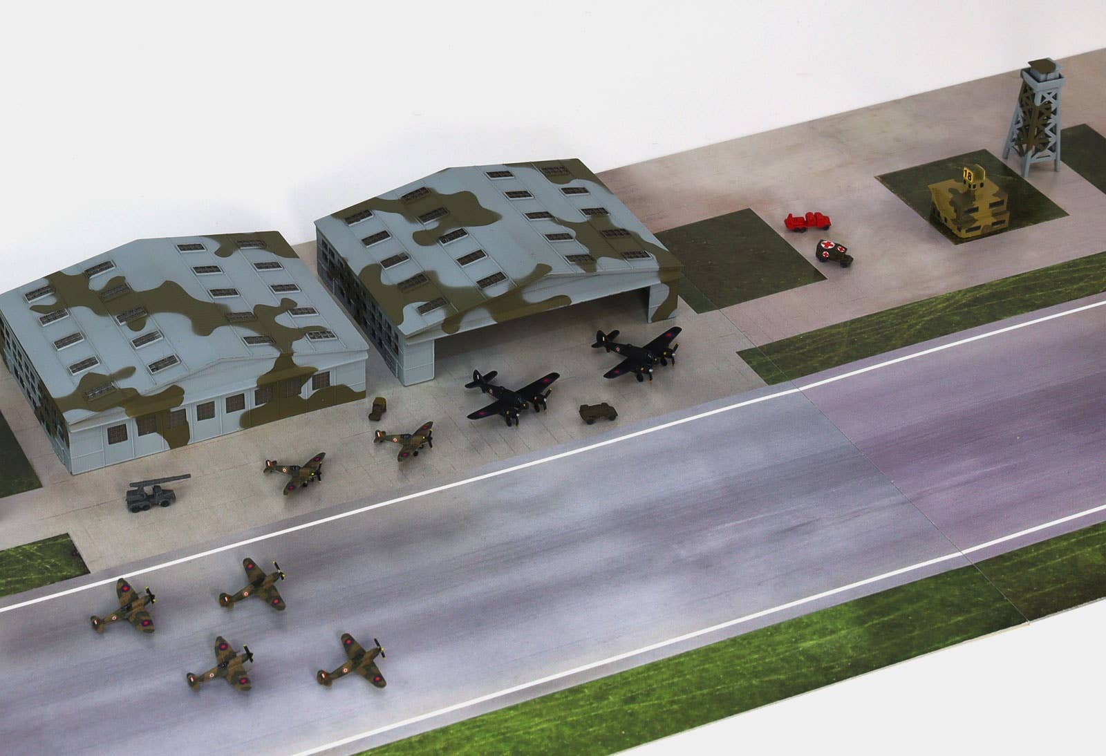 WWII Battle of Britain (Royal Air Force VS German Air Force) | HLJ.com