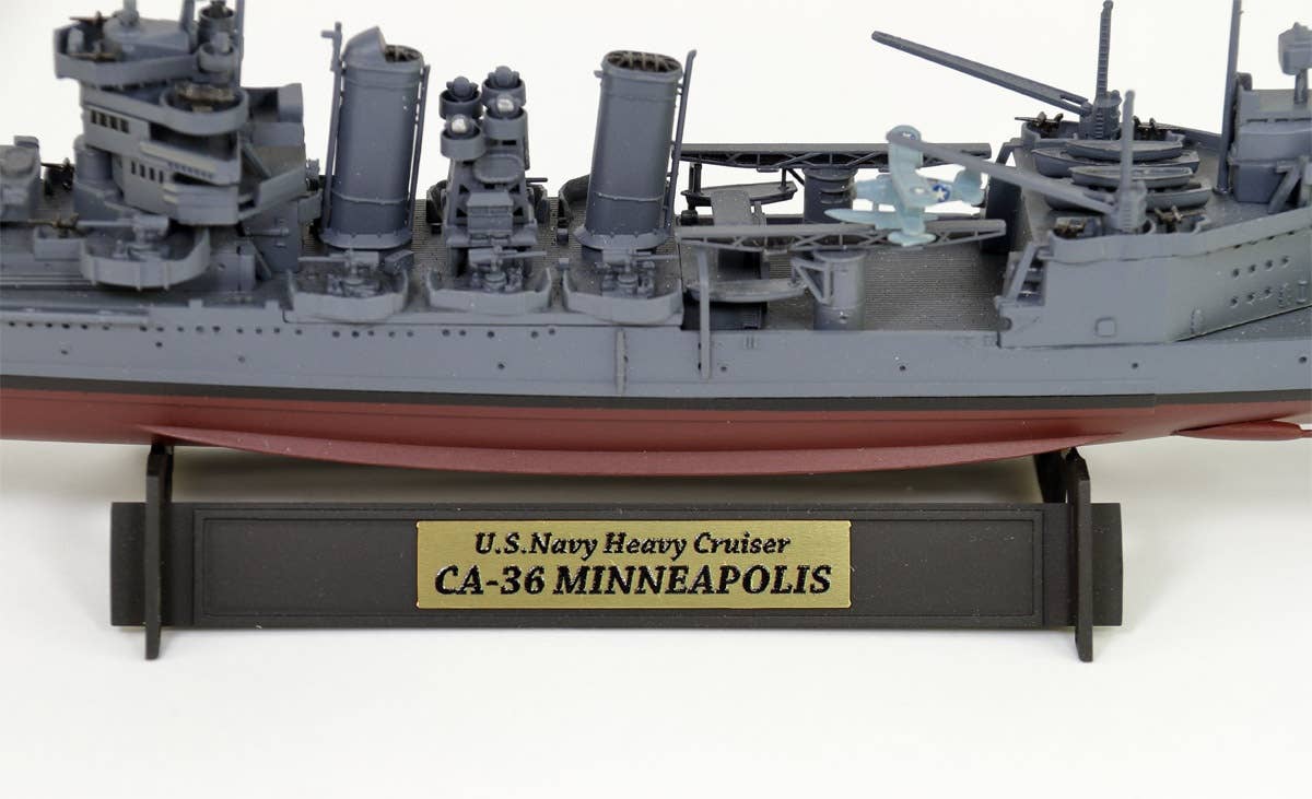USN Heavy Cruiser CA-36 Minneapolis 1942 with Flag & Ship Name Plate ...