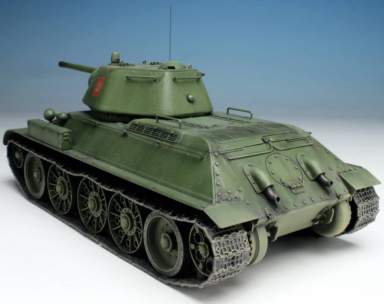 Girls und Panzer The Movie: T34/76 Pravda High School ver. with Wheel ...