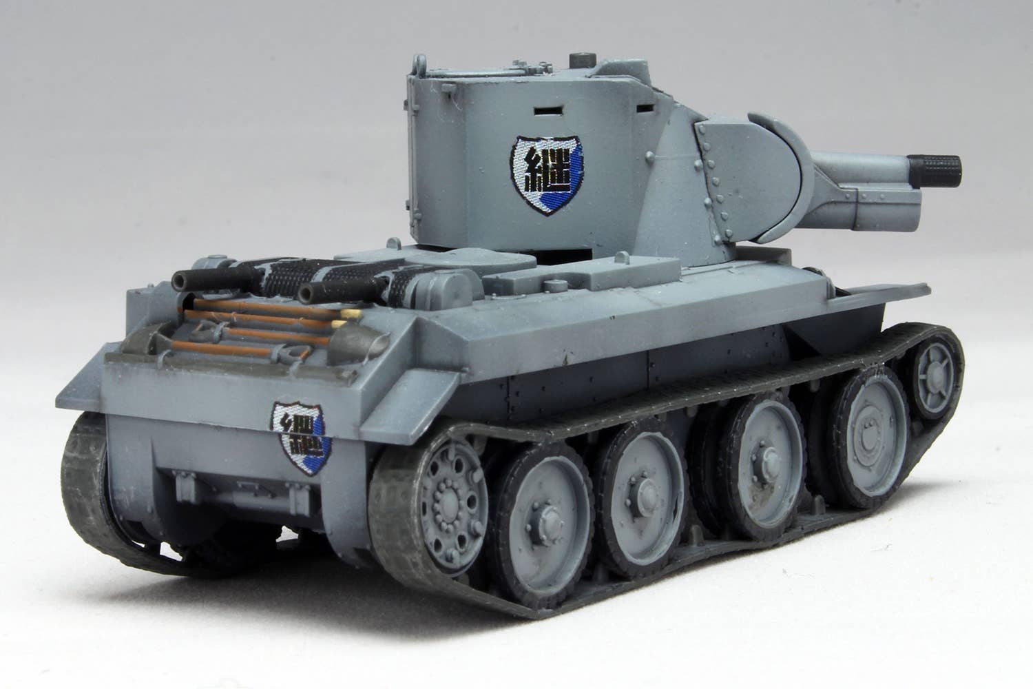 Girls und Panzer Final Chapter BT-42 Assault Gun Keizoku High School ...