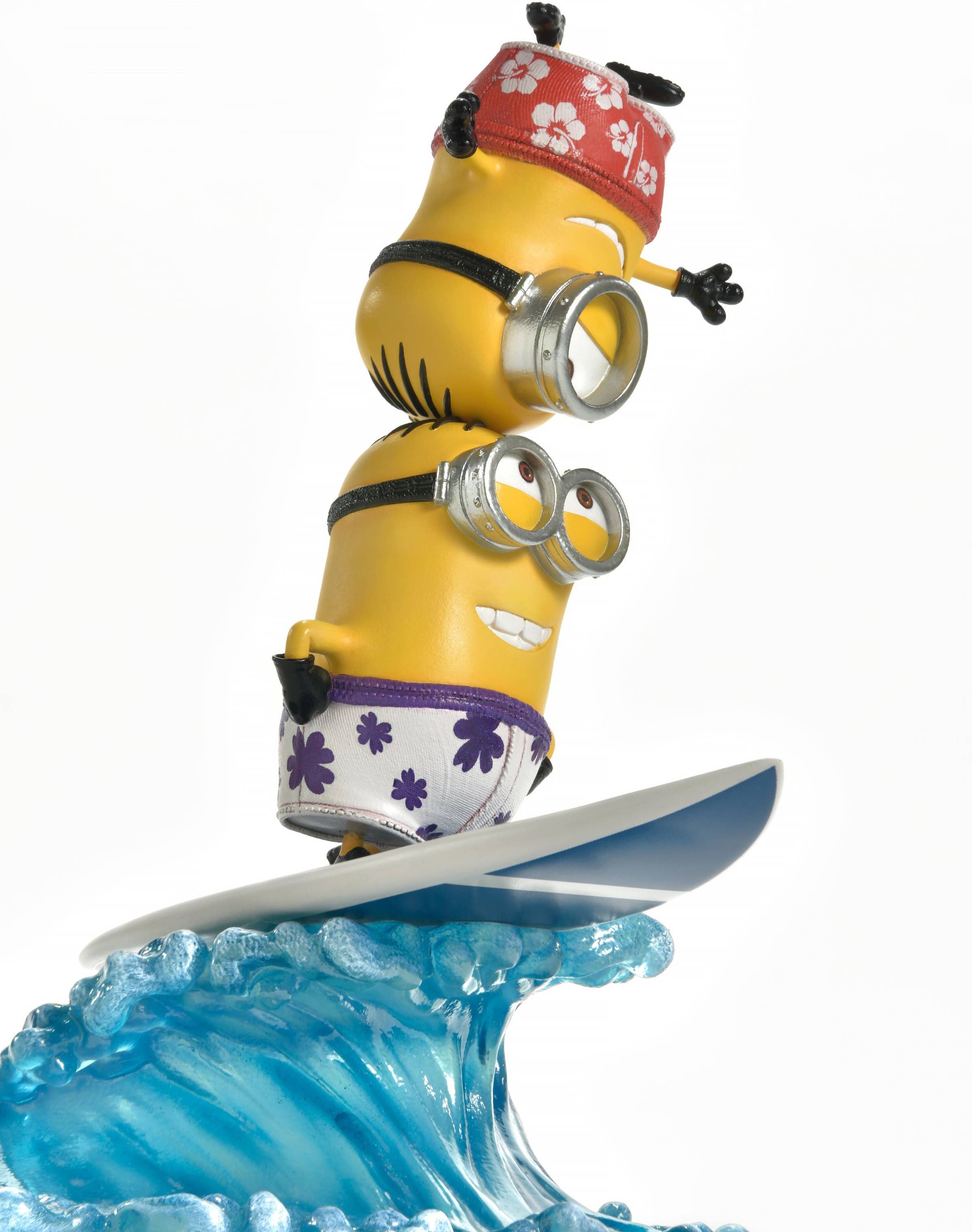 Prime Collectable Figure Despicable Me 2: Minions on Surfboard Statue ...