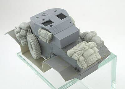 England AEC Mk.III Armored Vehicle External Equipment | HLJ.com