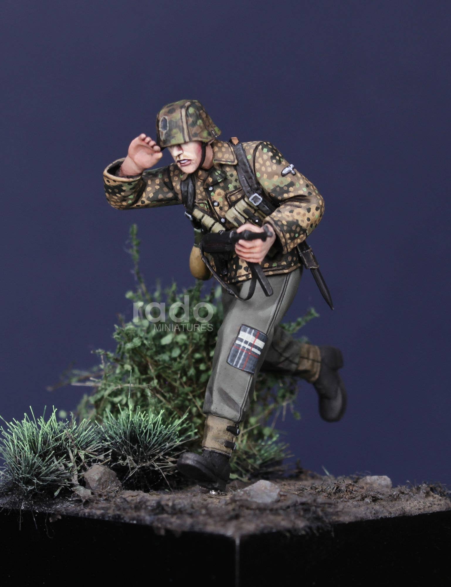 WWII Germany Waffen-SS NCO with MP40 Machine Gun Normandy 1944 | HLJ.com