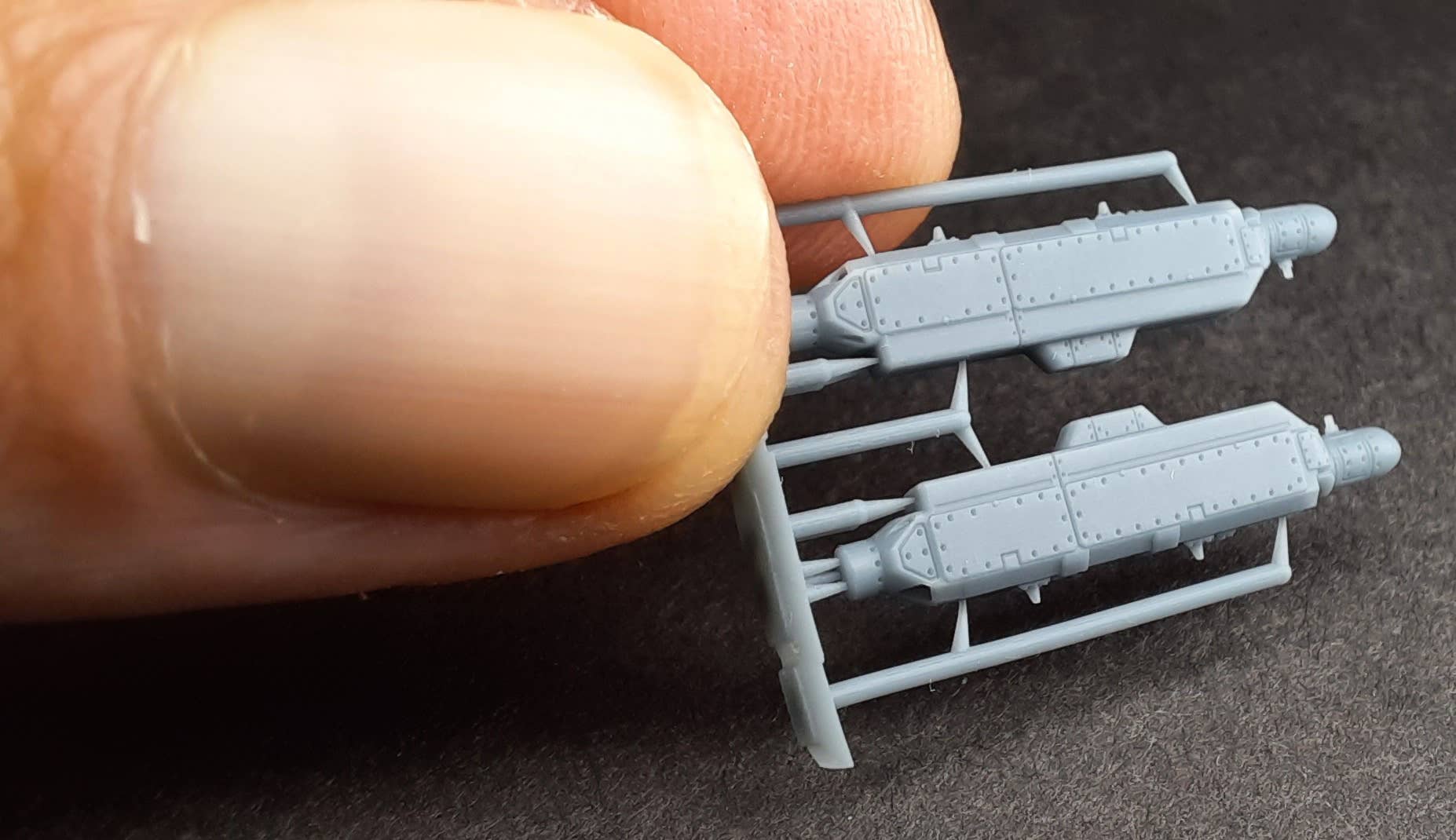 AN/ALQ-131 3 band, deep version (2 pcs) | HLJ.com