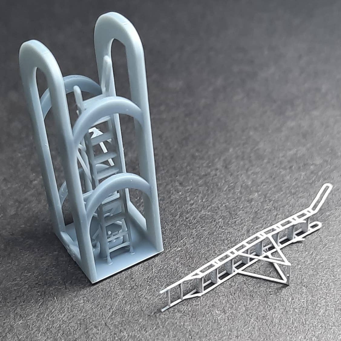 Su-27 boarding ladder with FOD covers, for Trumpeter | HLJ.com