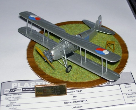 Praga E-39 Cz Trainer (2 kits included) | HLJ.com