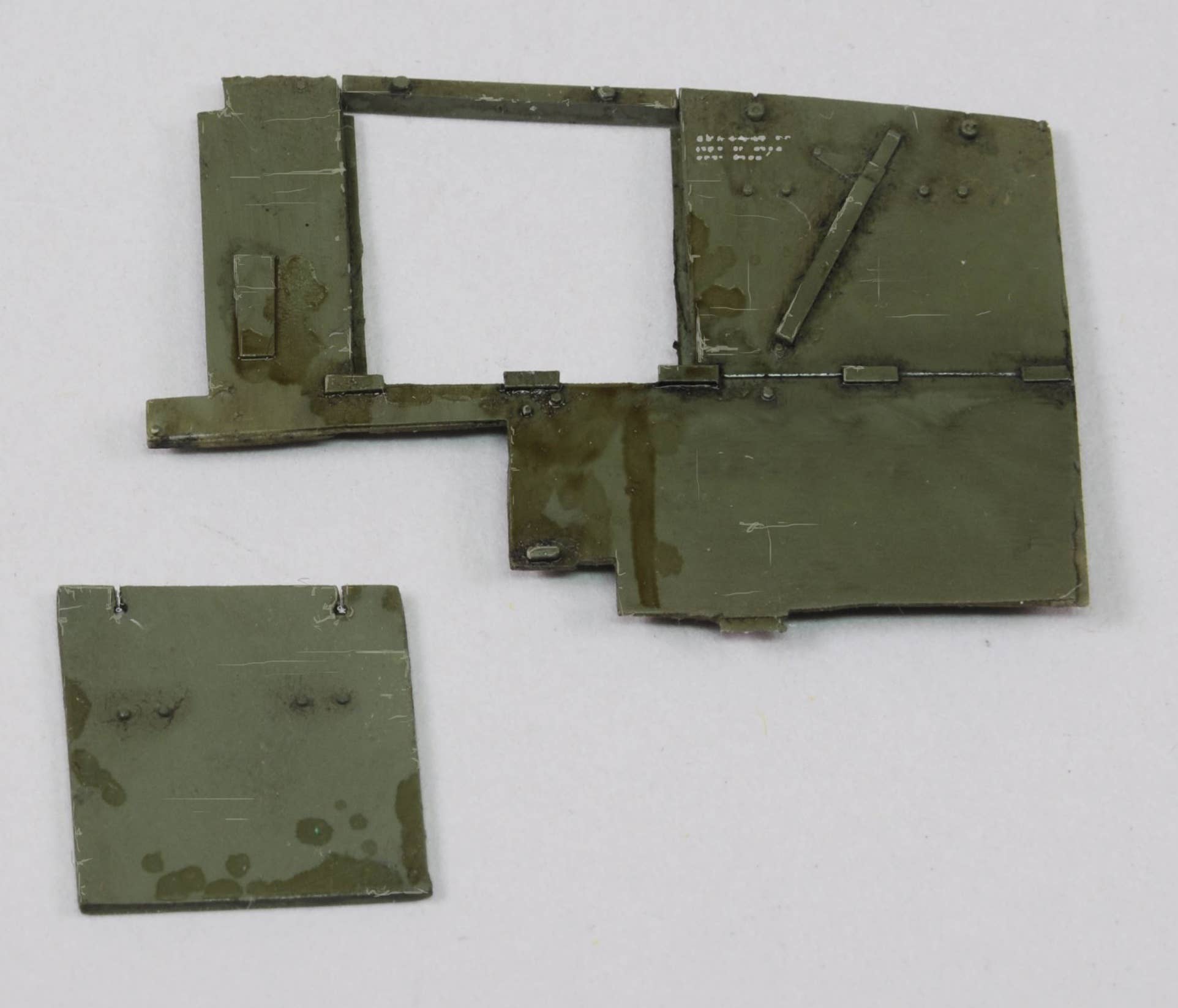 UK Universal Carrier Engine Cover | HLJ.com