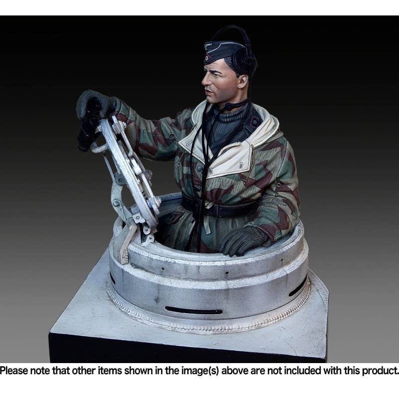 German tanker in winter dress | HLJ.com