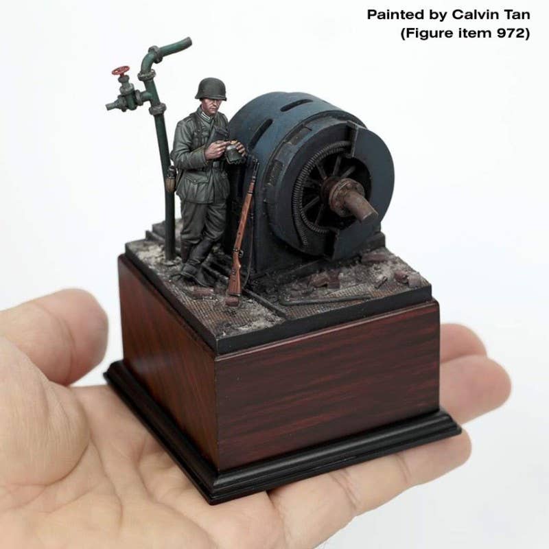 Stalingrad base (cm 5,5x5,5) | HLJ.com