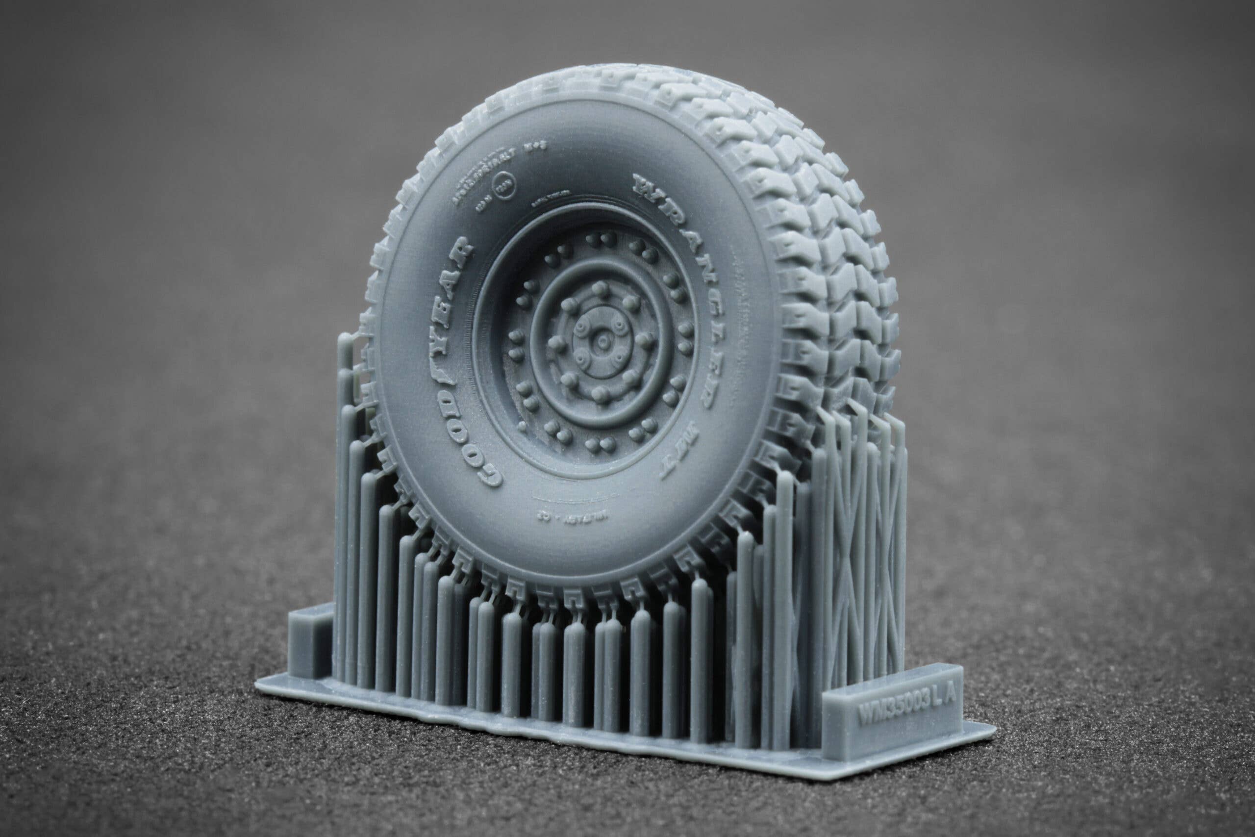 HMMWV MT 24-bolt Ordinary wheel set | HLJ.com