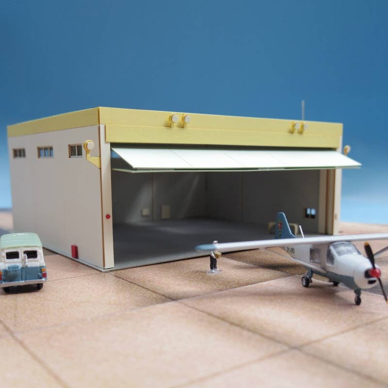 Flying Club Hangar | HLJ.com