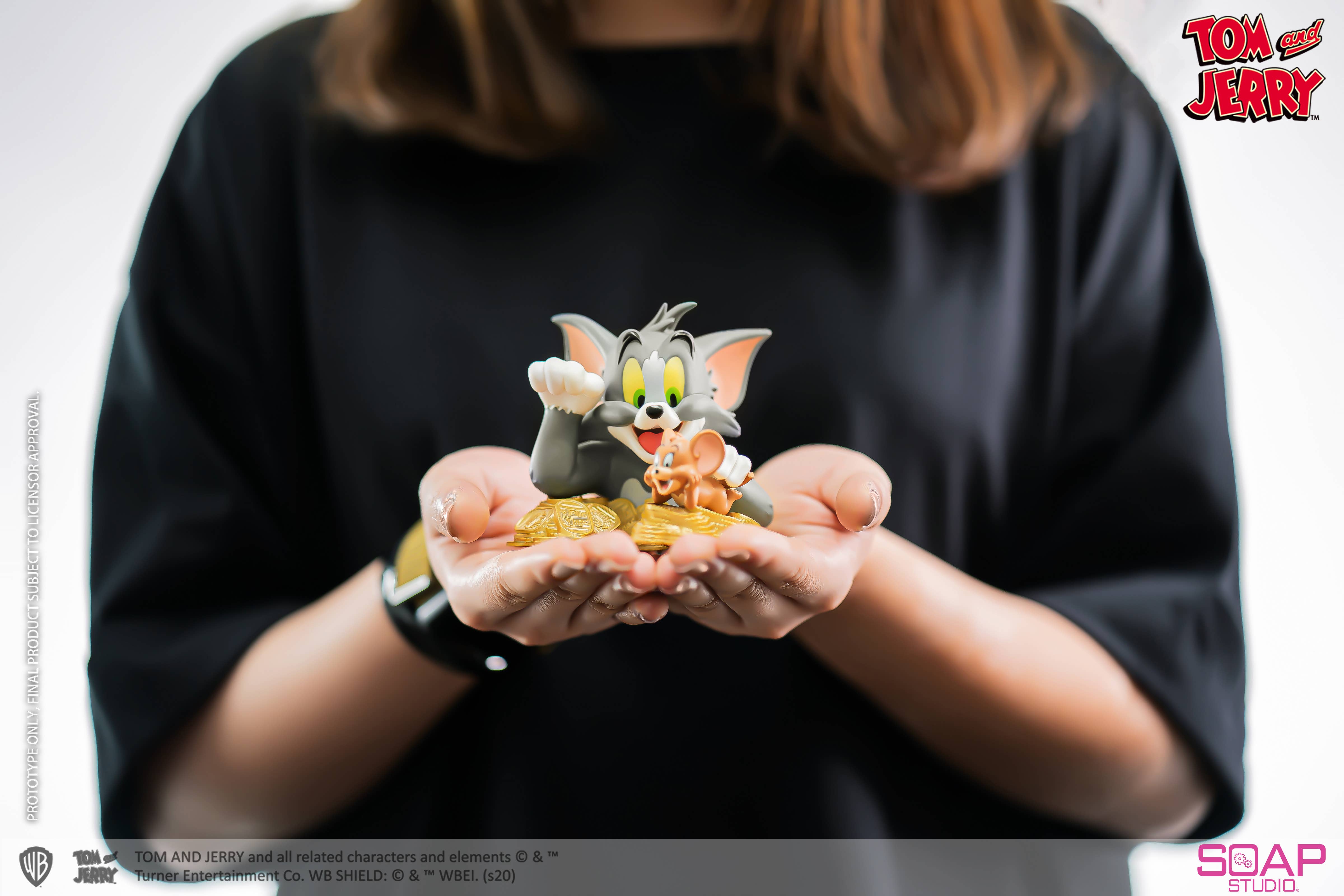 Tom and Jerry: Mini Maneki-Neko Bust | HLJ.com