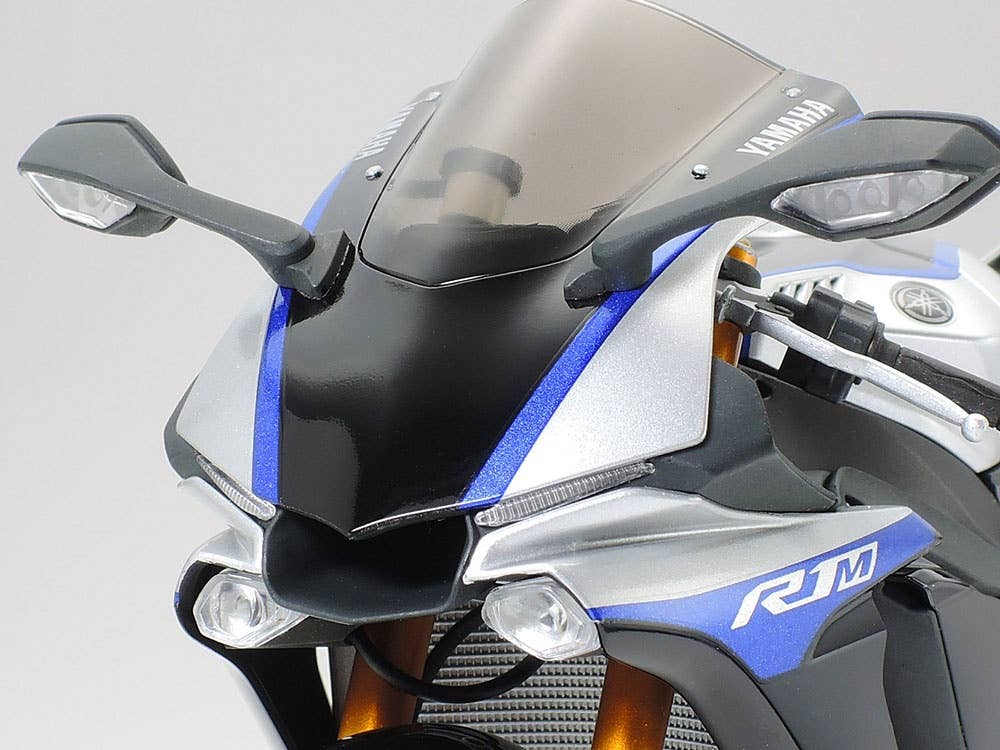 YAMAHA YZF-R1M | HLJ.com
