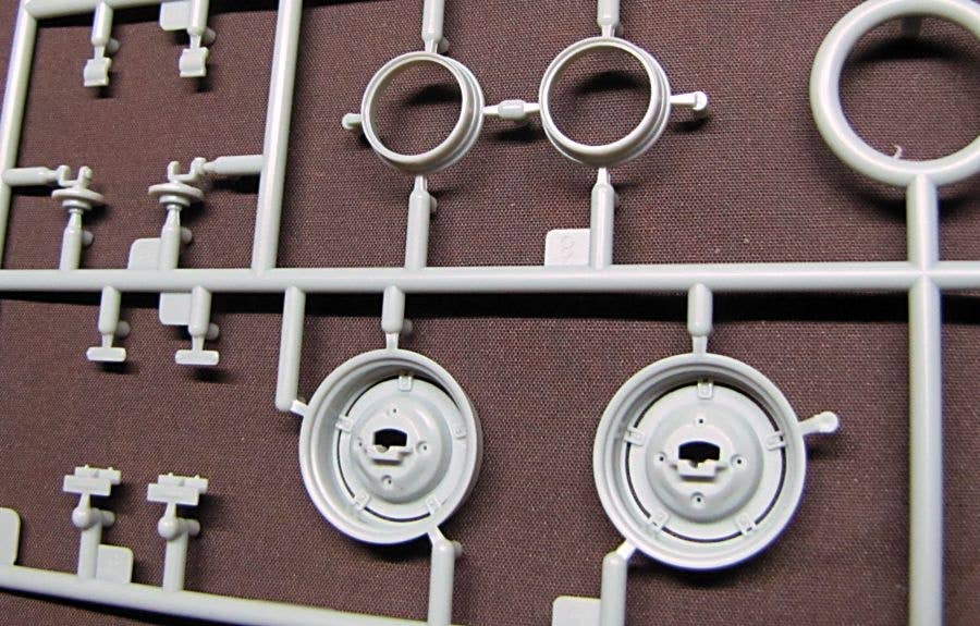 1/35 US Army Tractor: Case VAI | HLJ.com